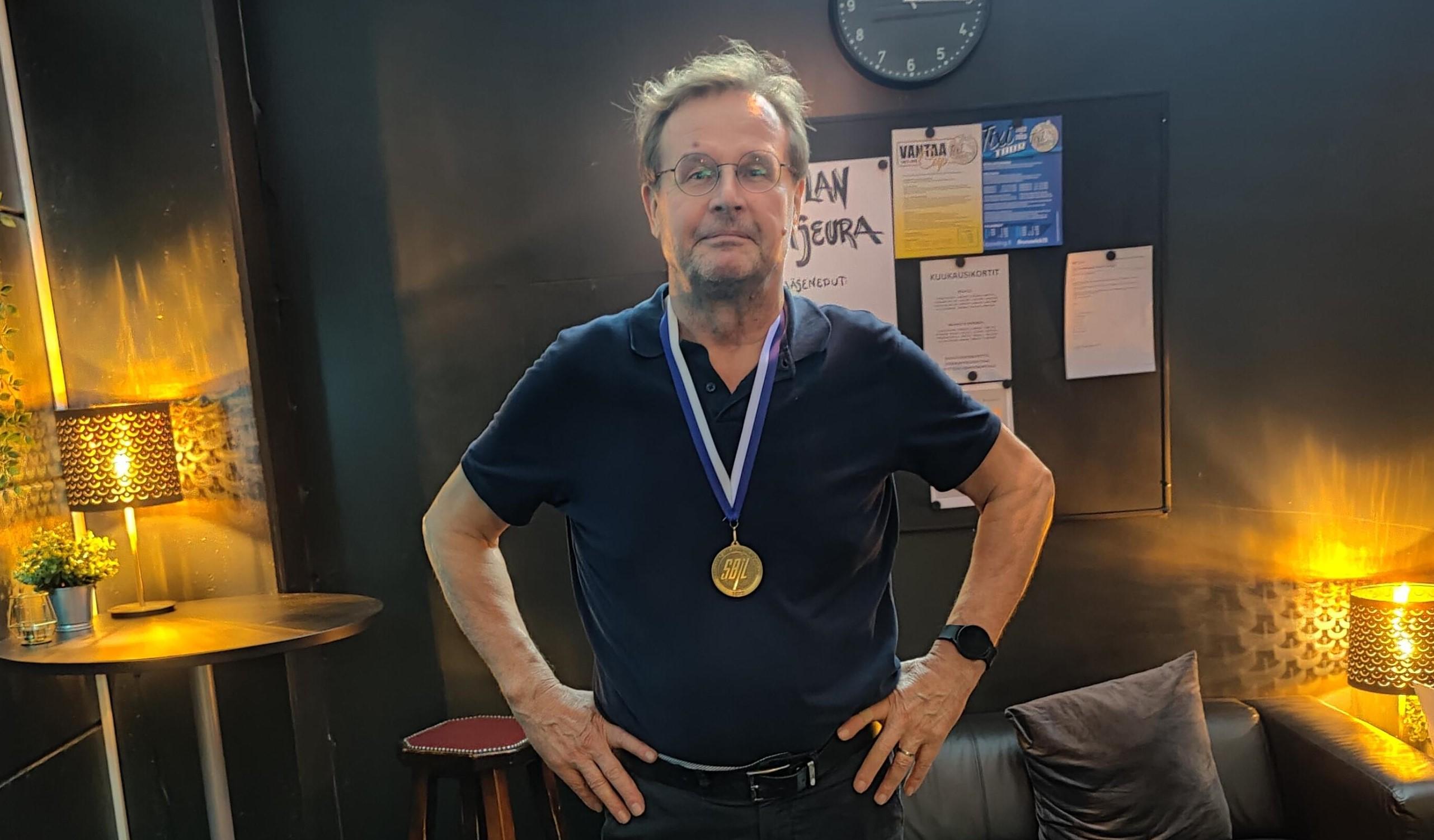 Joulukuun pelaaja Pentti Nikula - Suomen Biljardiliitto ry