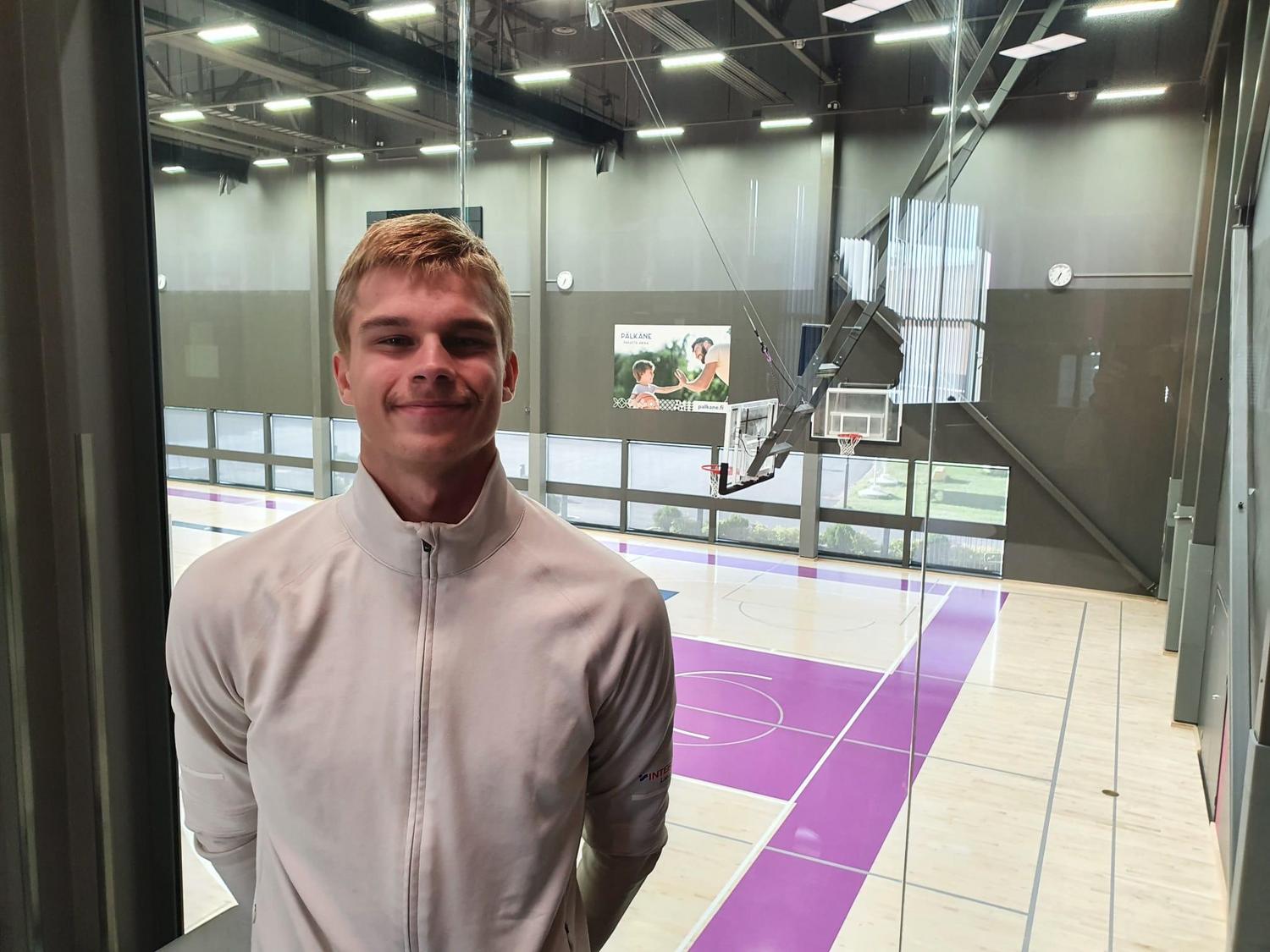 Korkeushyppytuloksiinsa tuskastunut Daniel Kosonen palasi jo Kostialle ...