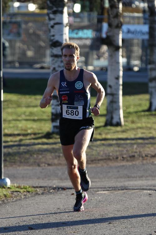 Urheilijaesittely – Tuomas Heikkilä - Kenttäurheilijat-58 ry