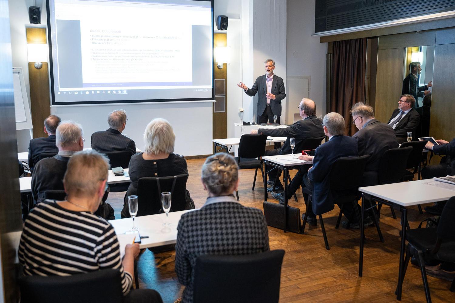 MALin vuosikokous 2023 ja Timo Ritonummen esitelmä | MAL